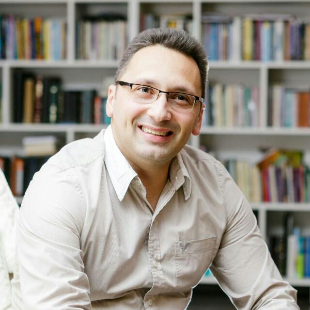 Daniel Bote - Centrul Român de Studii Transculturale